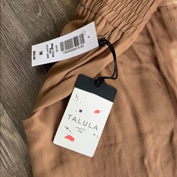 Aritzia | Pants & Jumpsuits | Aritzia Magic Trick Pants New With Tags ...